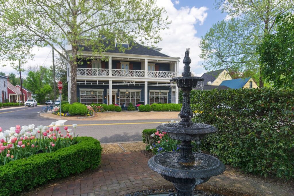 The 22 Best Honeymoon Getaways In VA That Couples Will Love - Historic ...